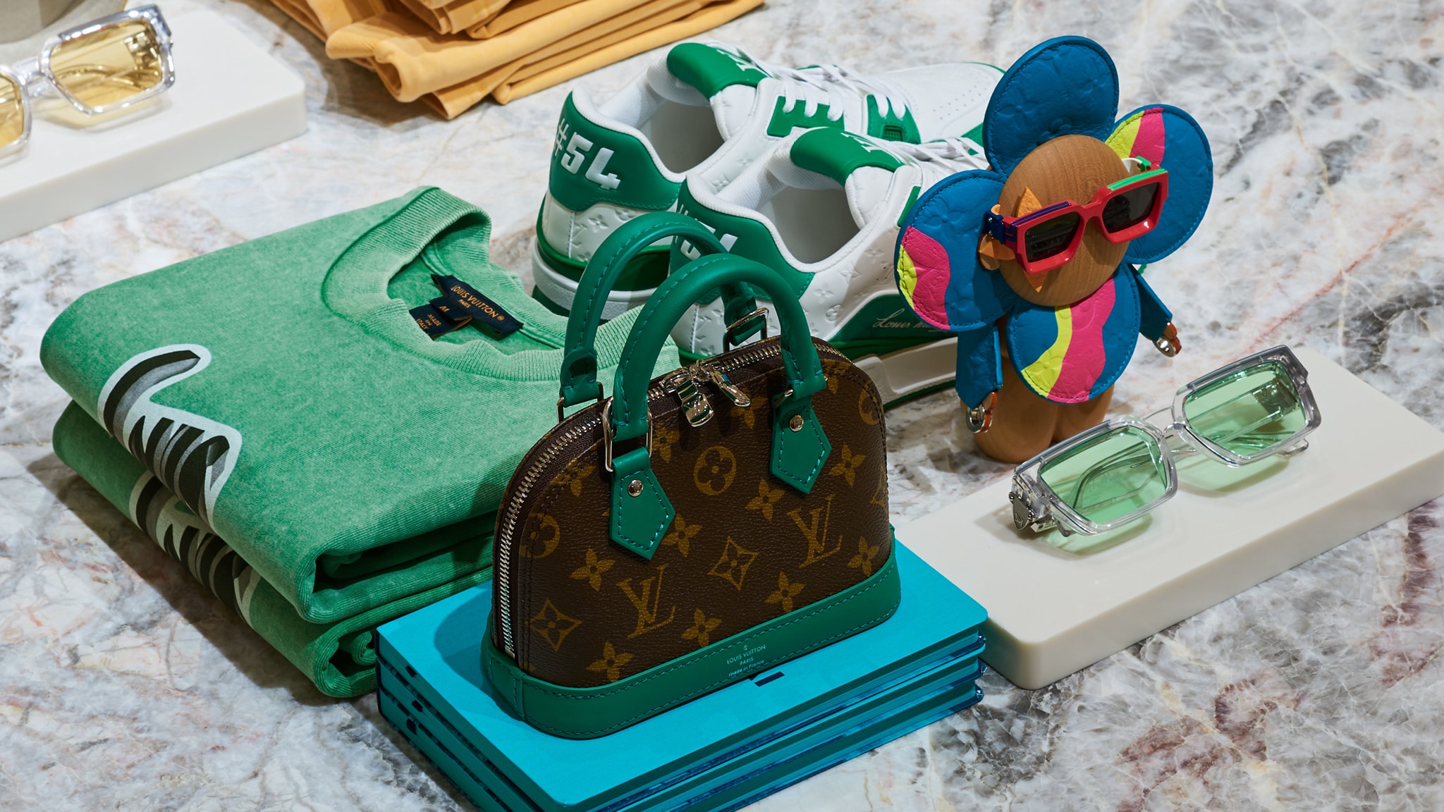 LV The Place Bangkok - LV曼谷专卖店 | 路易威登LOUIS VUITTON官方线上旗舰店