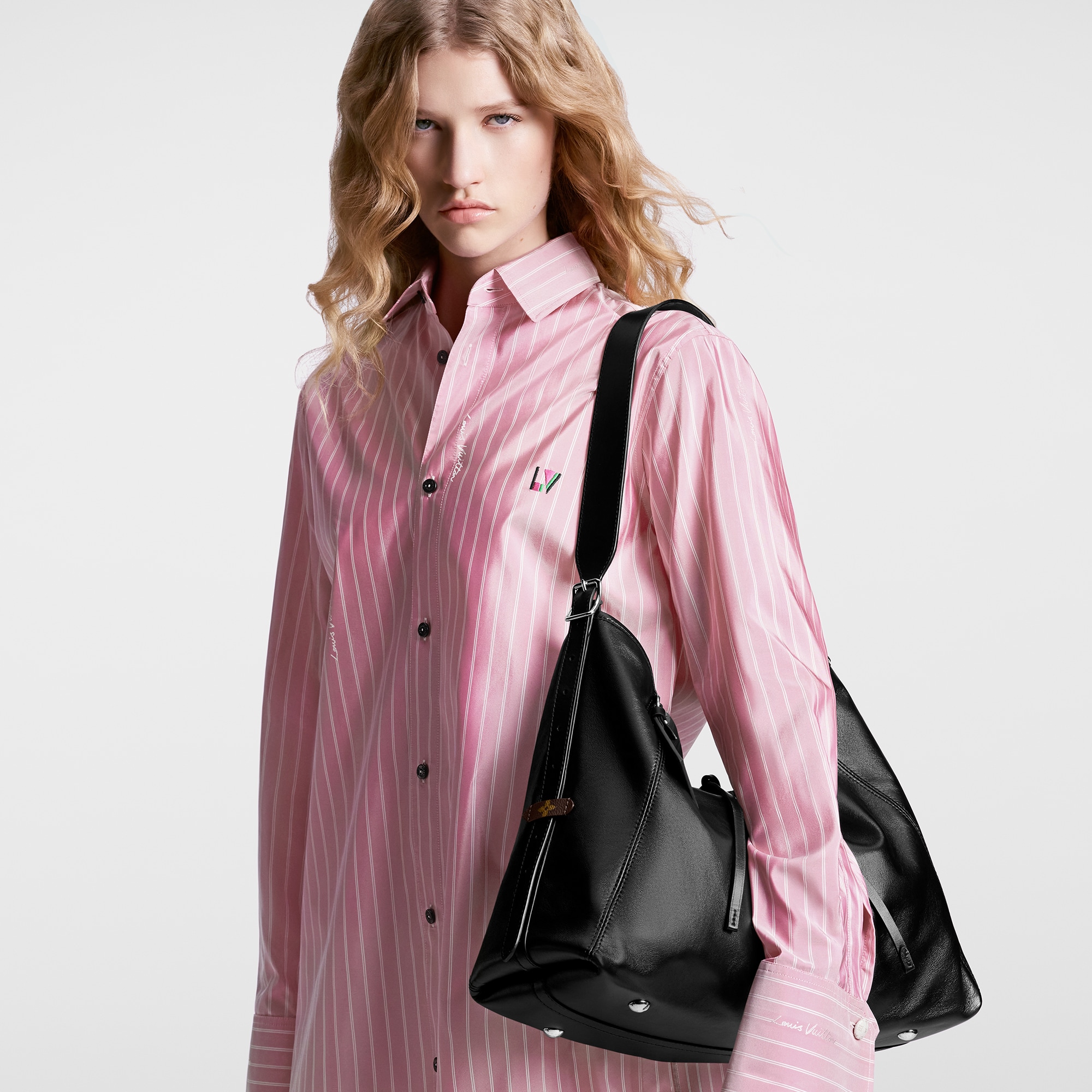 CARRYALL VIBE 中号手袋 - LVH34 | 路易威登LOUIS VUITTON官方线上旗舰店